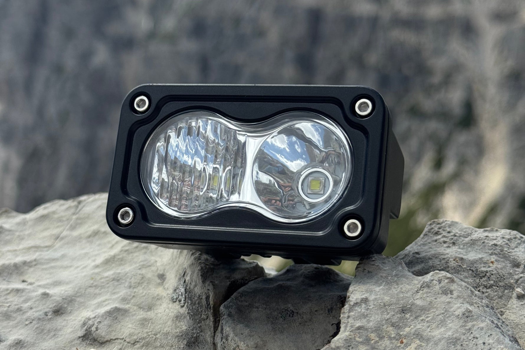 Volt V1 Ebike Headlight — 2000 Lumens | Volt Customs – VoltCustoms